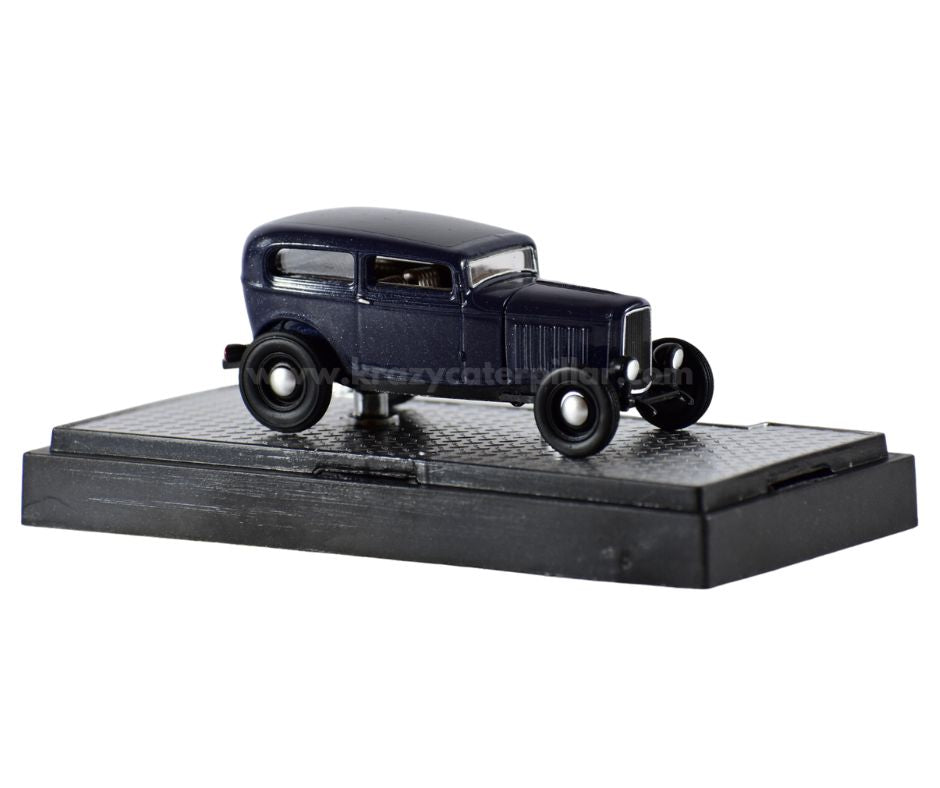 M2 Machines: 1932 Ford Tudor Sedan Diecast Scale Model (1: 64) – Krazy Caterpillar