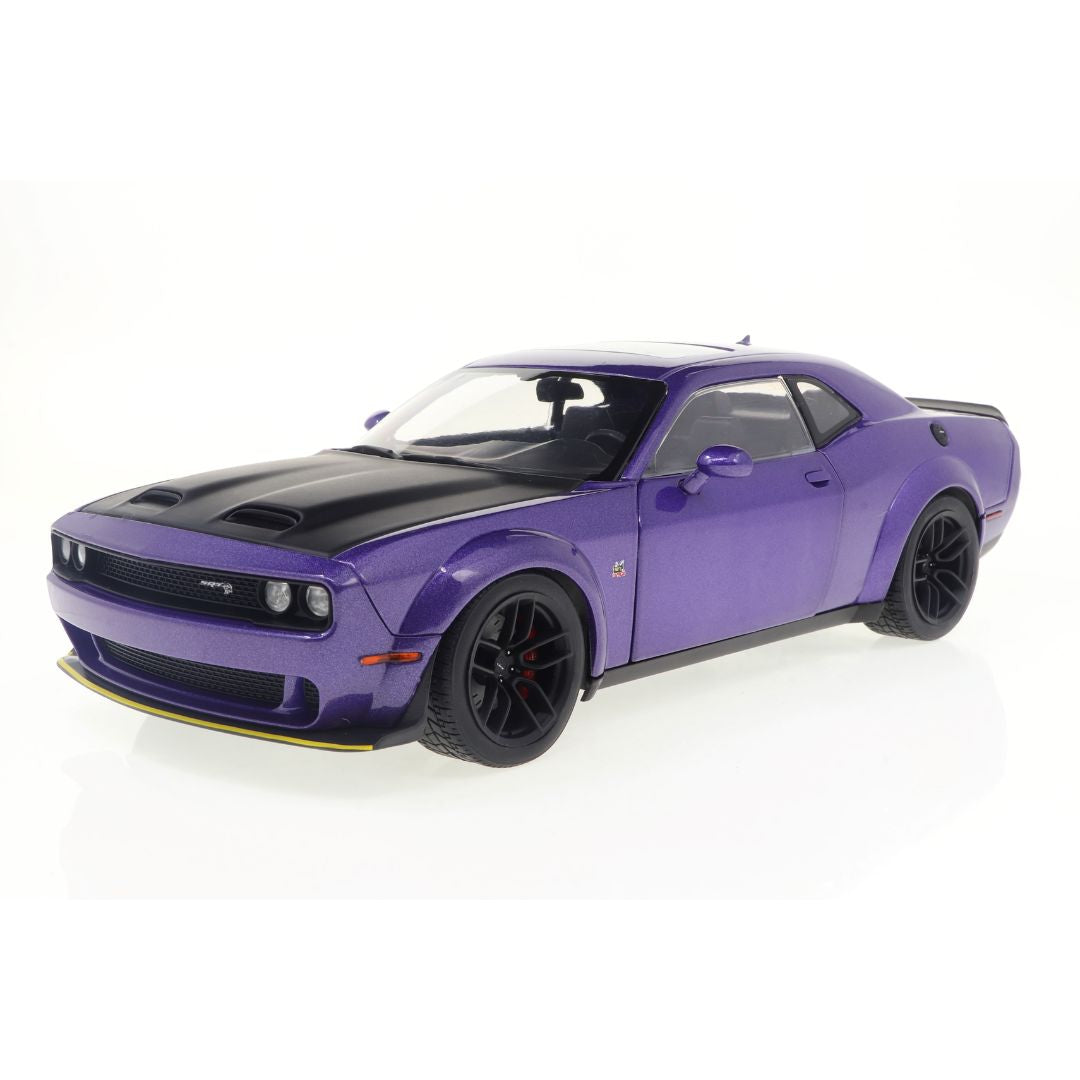 Solido: Dodge Challenger SRT hHellct Widebody Streetfighter Plum Crazy ...